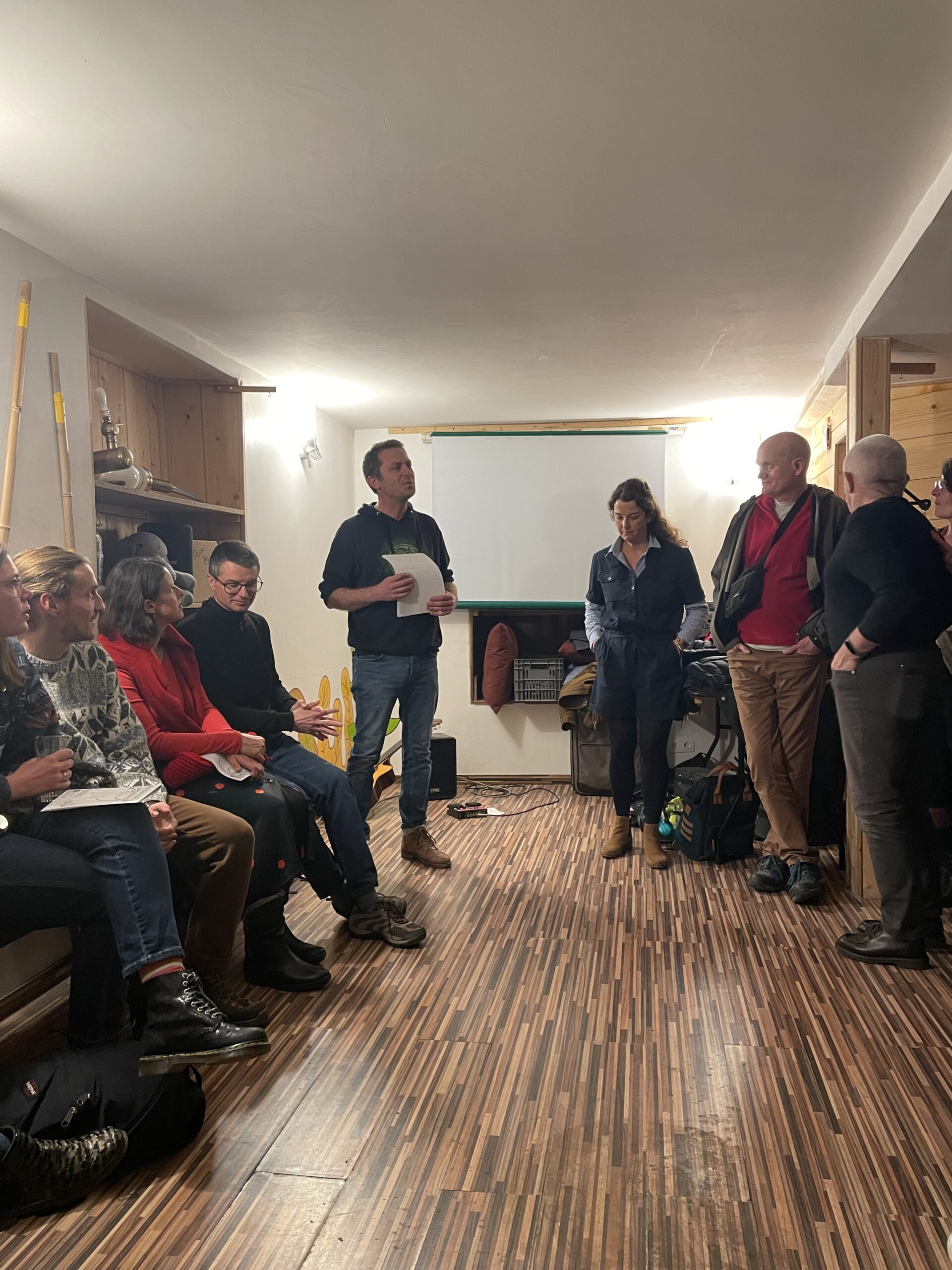 Soirée des prestataires de l’élef à Plaisirs du Vin ! – La Monnaie ...